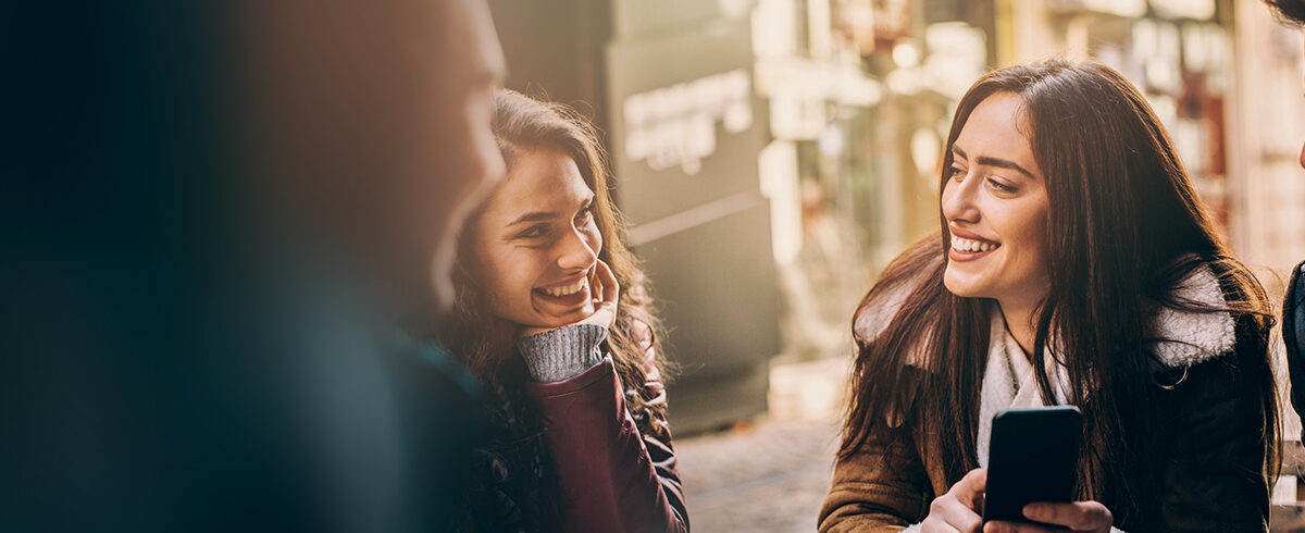 Credit cards member get member campaign – Standard Chartered UAE